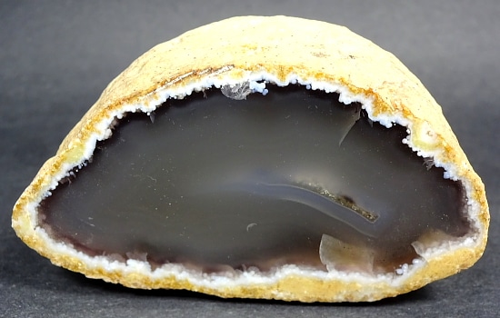 AGB600 Brazilian Agate Geode - The Rock Shed