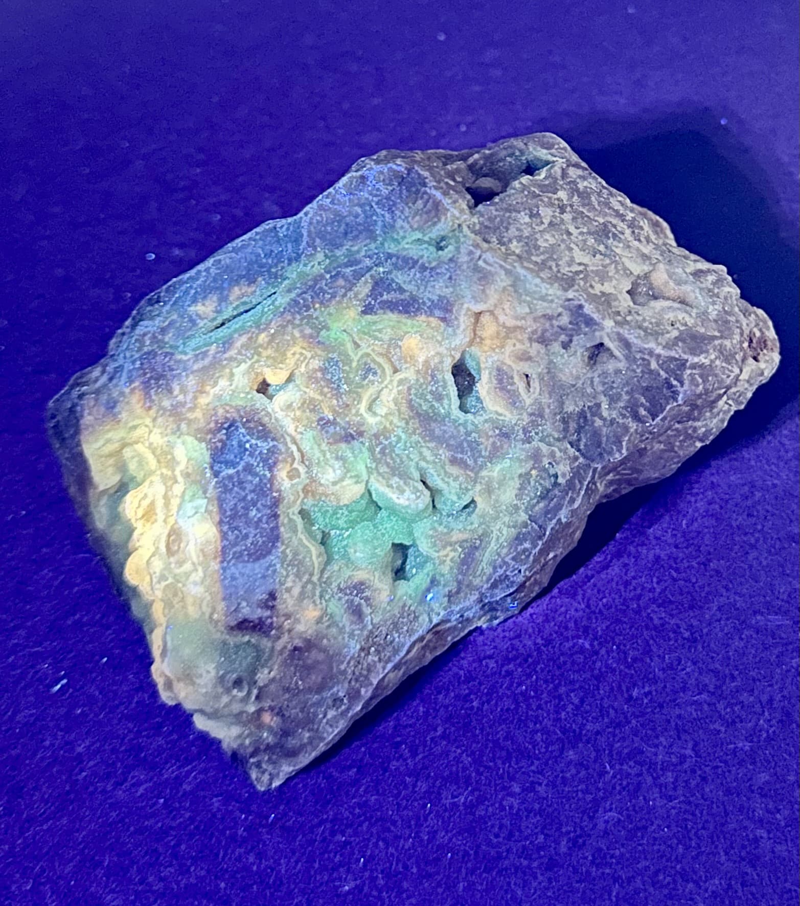 M809 Youngite - The Rock Shed