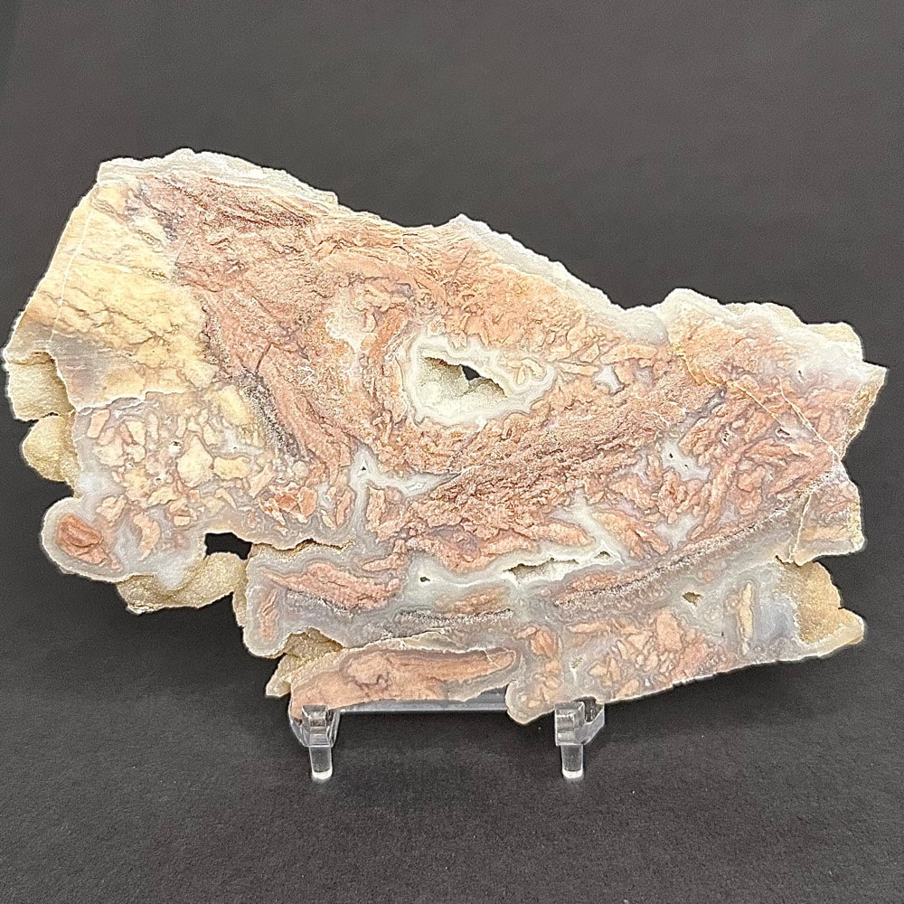 M809 Youngite - The Rock Shed