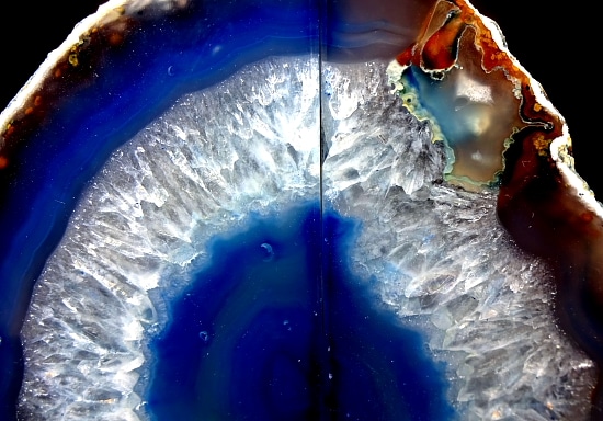 BK801 Blue Brazilian Agate - The Rock Shed