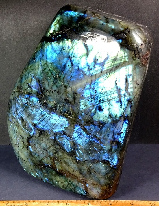 PR214 Labradorite - The Rock Shed