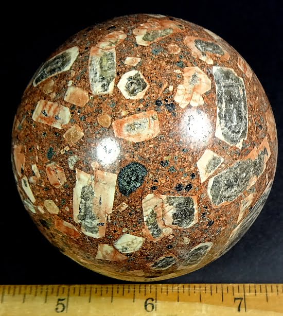 SP803 Large Grain Granite - The Rock Shed