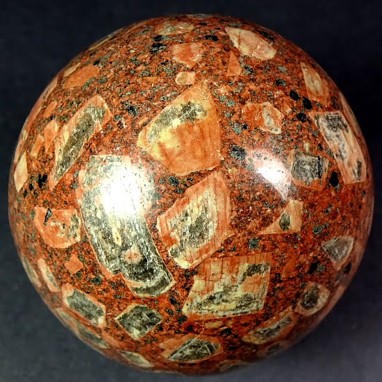 SP803 Large Grain Granite - The Rock Shed