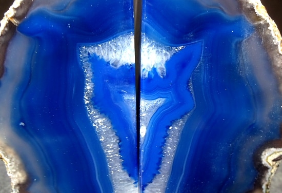 BK803 Blue Brazilian Agate - The Rock Shed