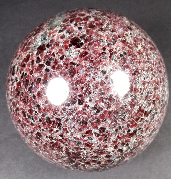 SP306 Garnet - The Rock Shed