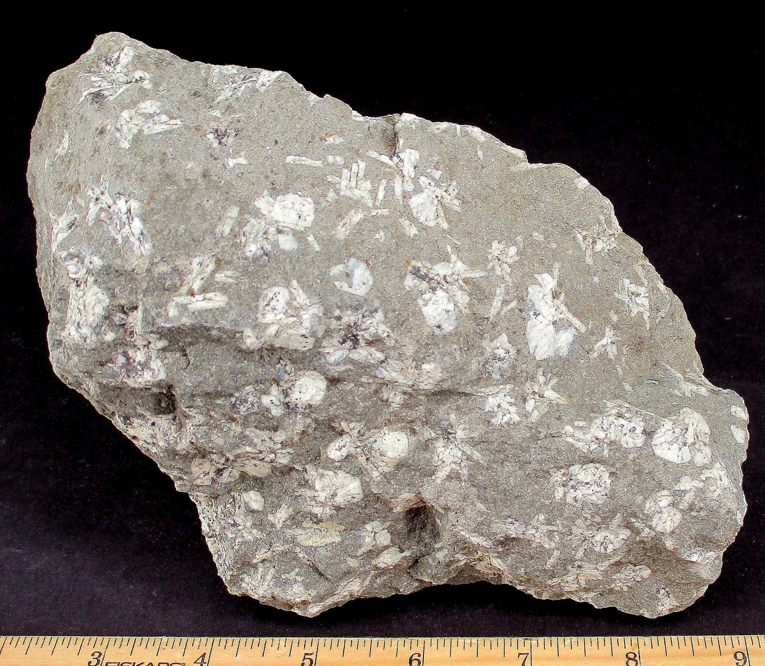 BCR324 Writing Rock - The Rock Shed