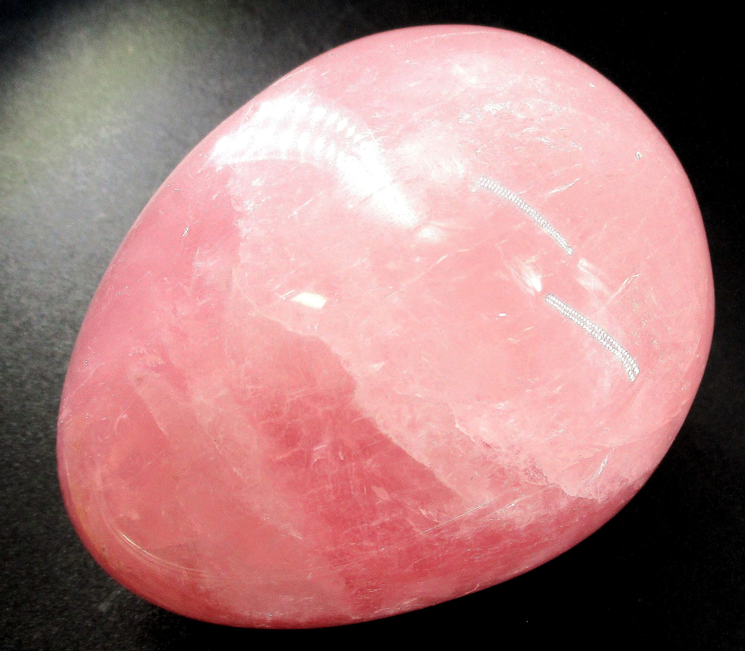 EGG302 Rose Quartz - The Rock Shed