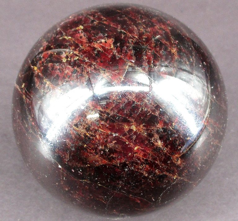 SP306 Garnet - The Rock Shed